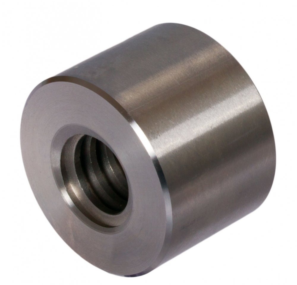 DIN 103 шпилки с трапецовидна резба